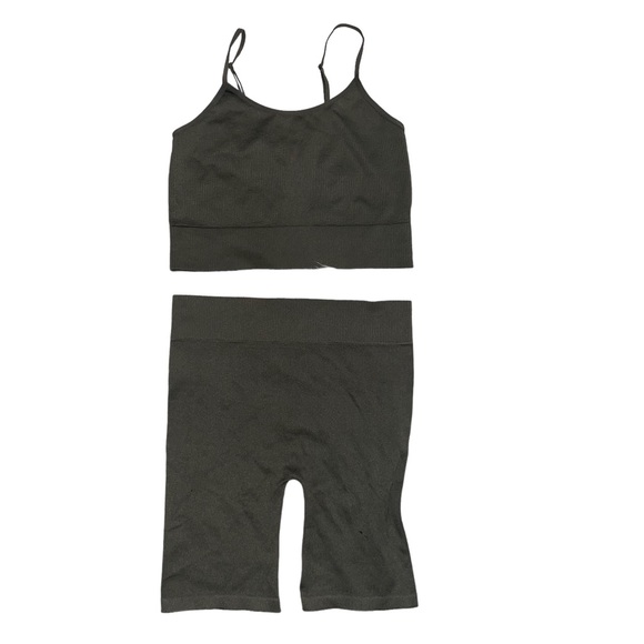 Bozzolo | Shorts | Bozzolo Olive Green Seamless Short And Crop Cami Set ...